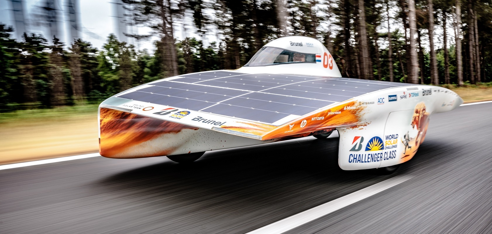 Solar Magazine - Brunel Solar Team onthult nieuwe zonneauto: beter zonnepaneel en lichtere batterij